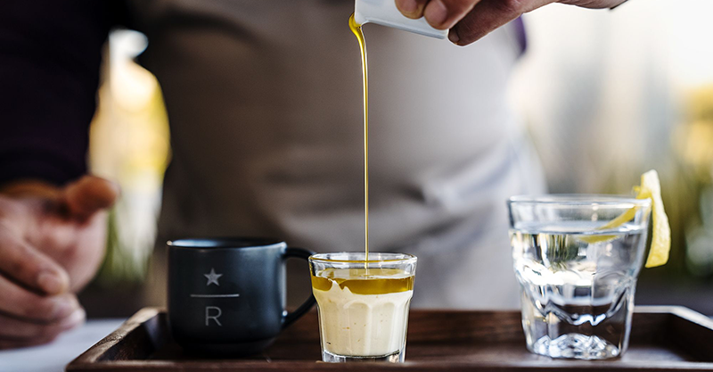 Starbucks presenta Oleato, il caffè arabica Starbucks infuso in olio ...