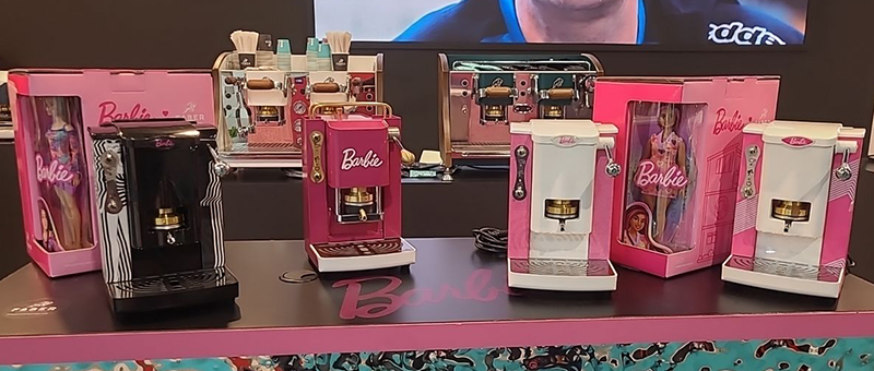 Faber Coffee Machines lancia a Host la limited edition Barbie
